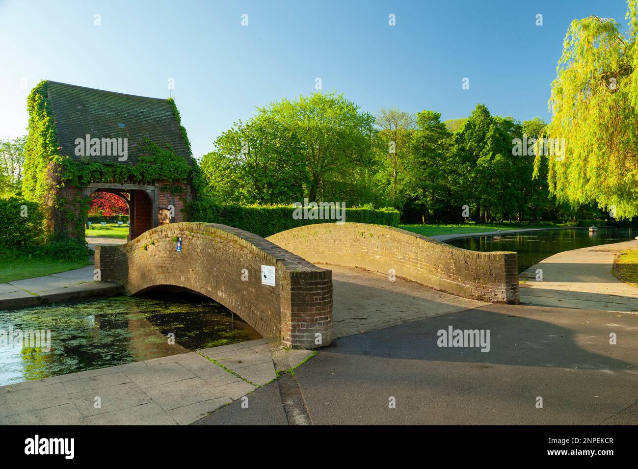 Spring morning at Rowntree Park in York Stock Photo - Alamy