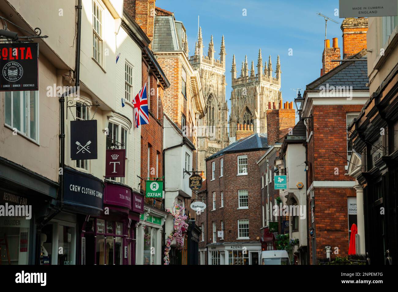Spring morning on Low Petergate in York historic centre Stock Photo - Alamy