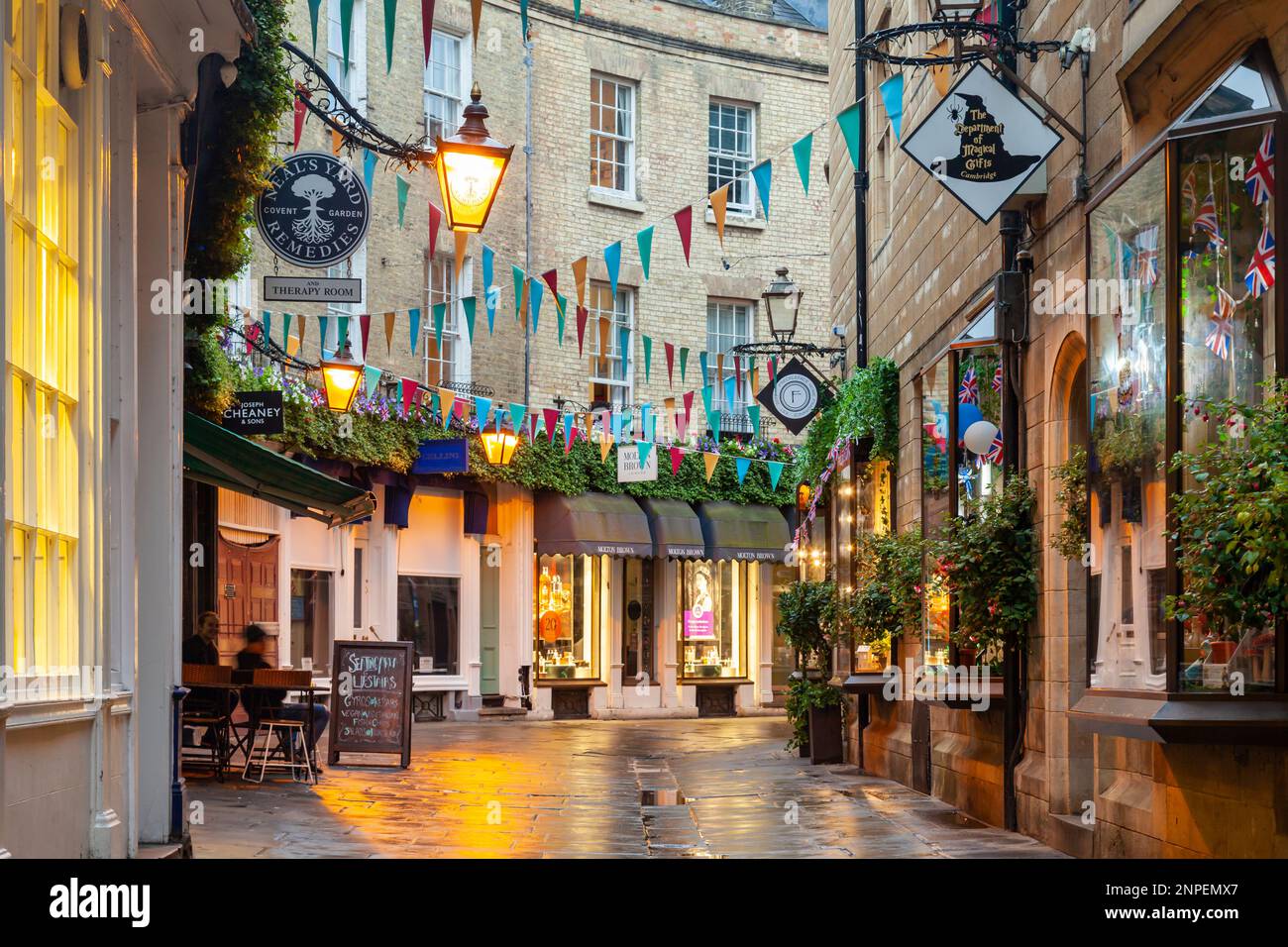 Rainy evening on Rose Crescent in Cambridge Stock Photo - Alamy