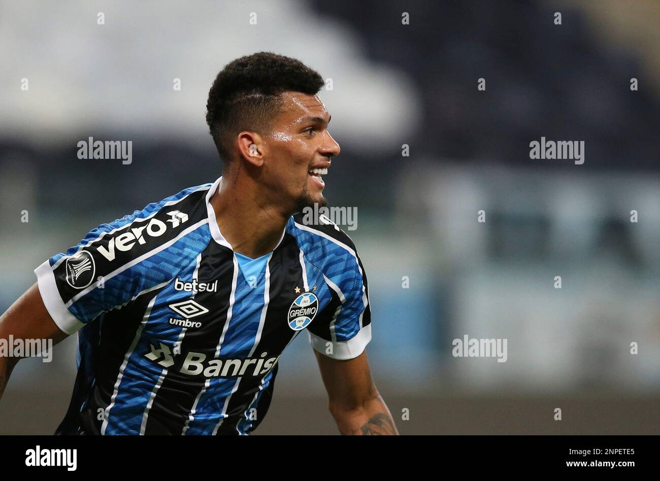 Rodrigues of Brazil's Gremio celebrates scoring his side's second goal ...