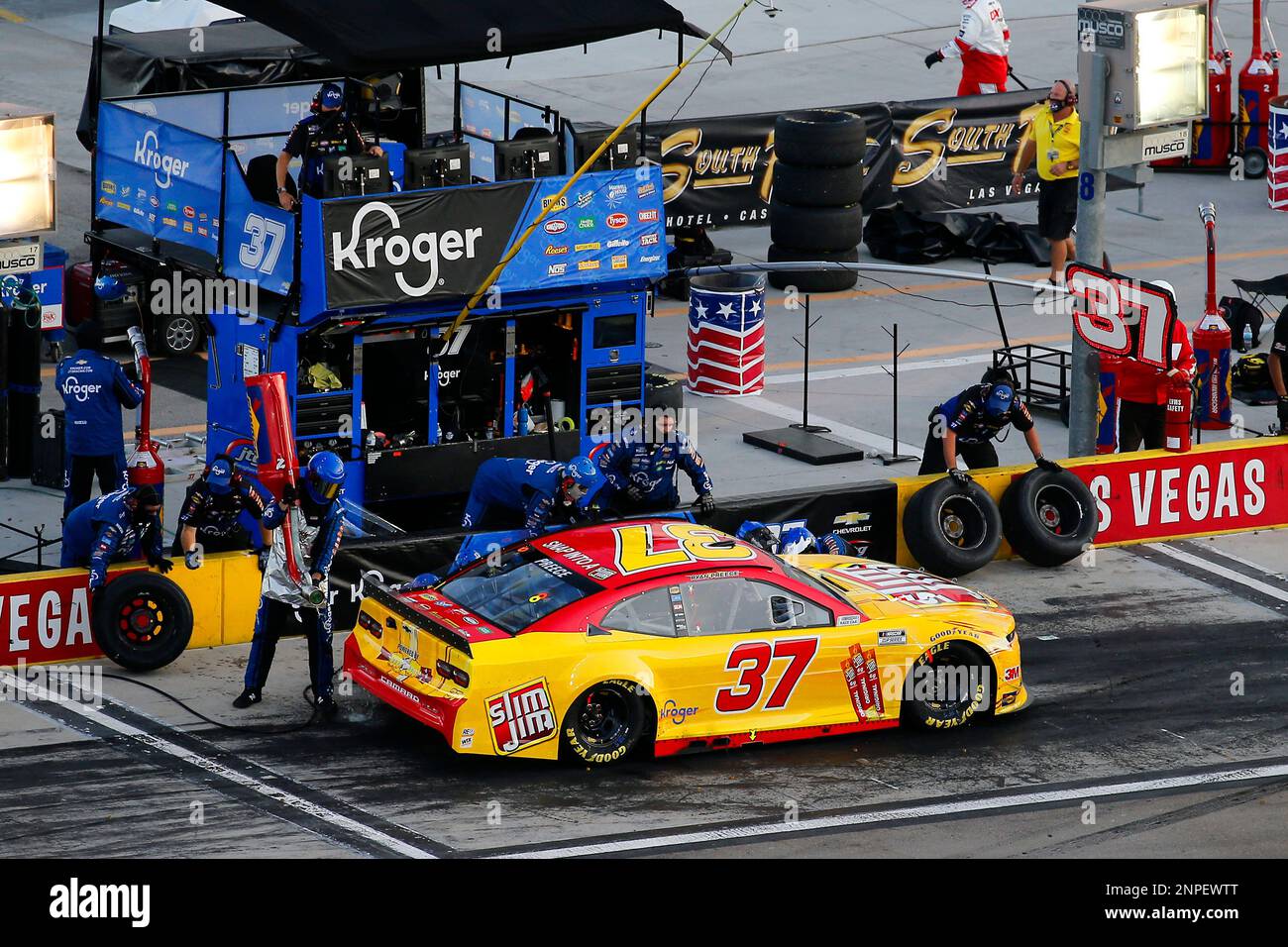 #37: Ryan Preece, JTG Daugherty Racing, Chevrolet Camaro Slim Jim makes ...