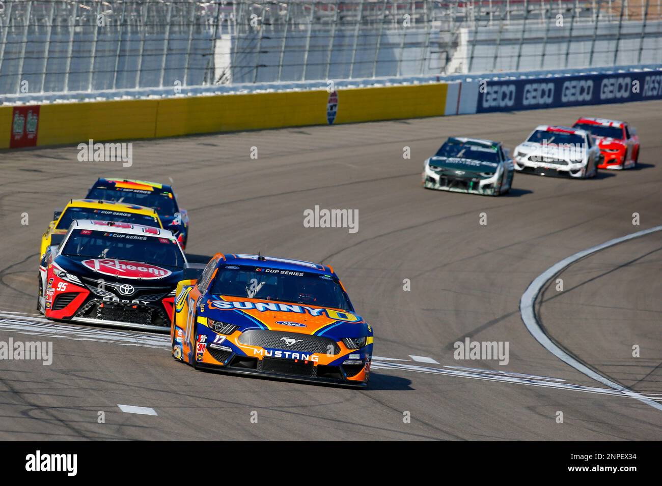 #17: Chris Buescher, Roush Fenway Racing, Ford Mustang SunnyD, #95 ...