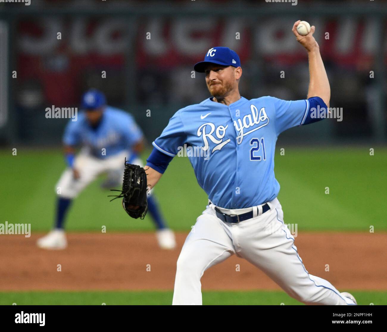 KANSAS CITY, MO - SEPTEMBER 26: Kansas City Royals pitcher Mike ...