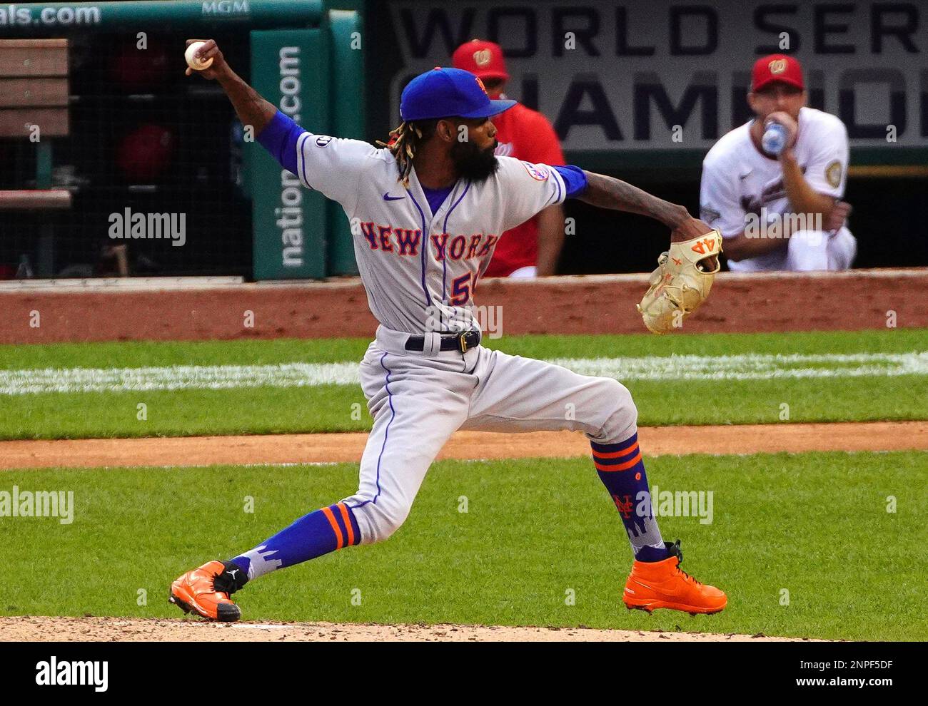 WASHINGTON, DC - SEPTEMBER 26: New York Mets Relief Pitcher Miguel ...