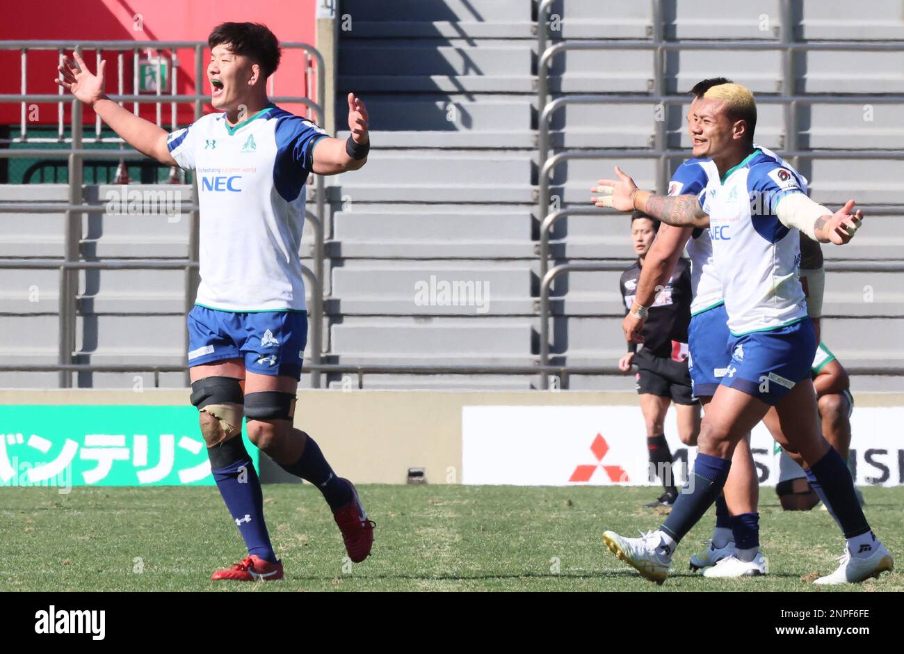 Tokyo, Japan. 26th Feb, 2023. NEC Green Rockets Tokatsu lock Daiki ...