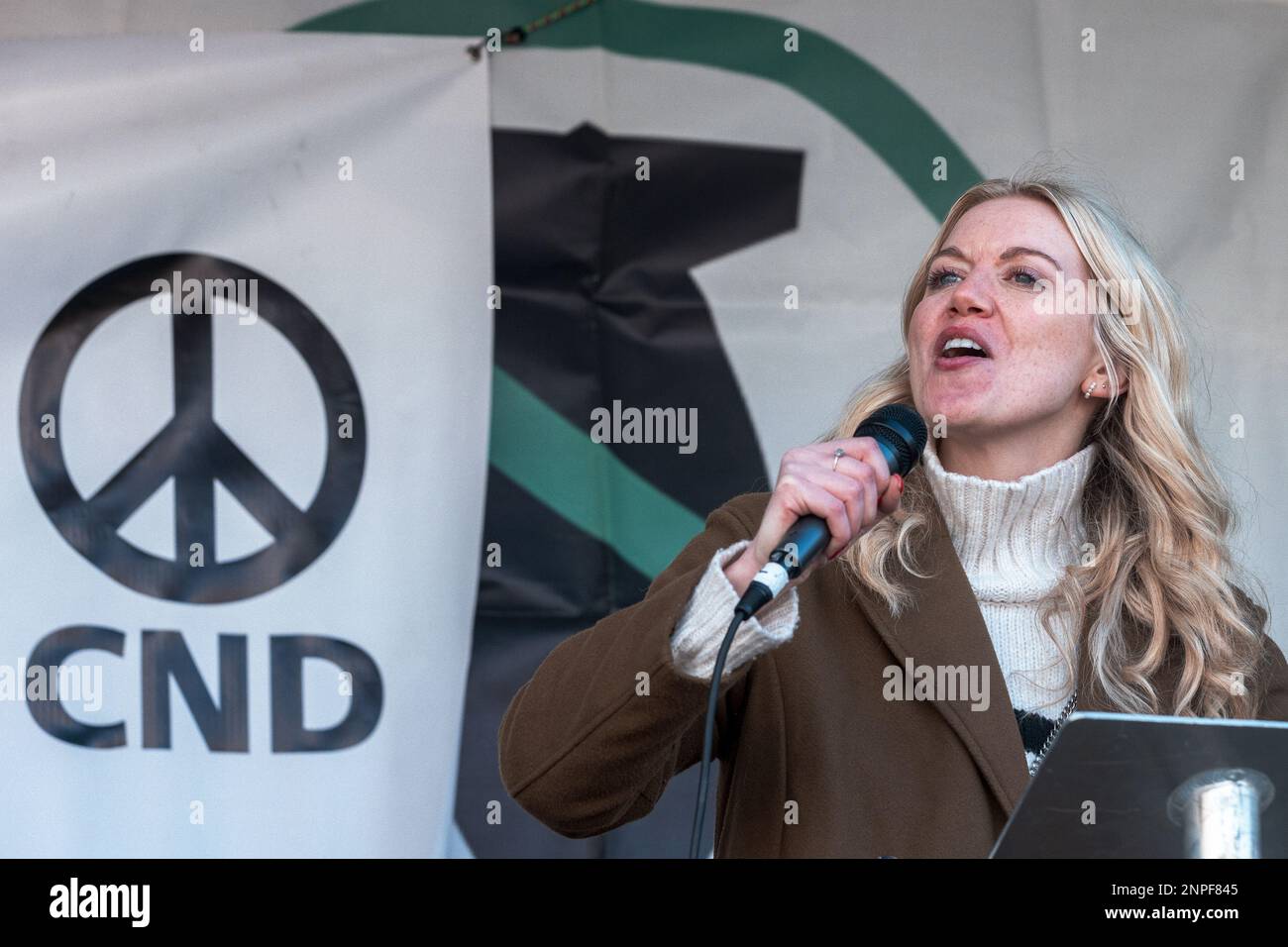 Shelly asquith hi-res stock photography and images - Alamy