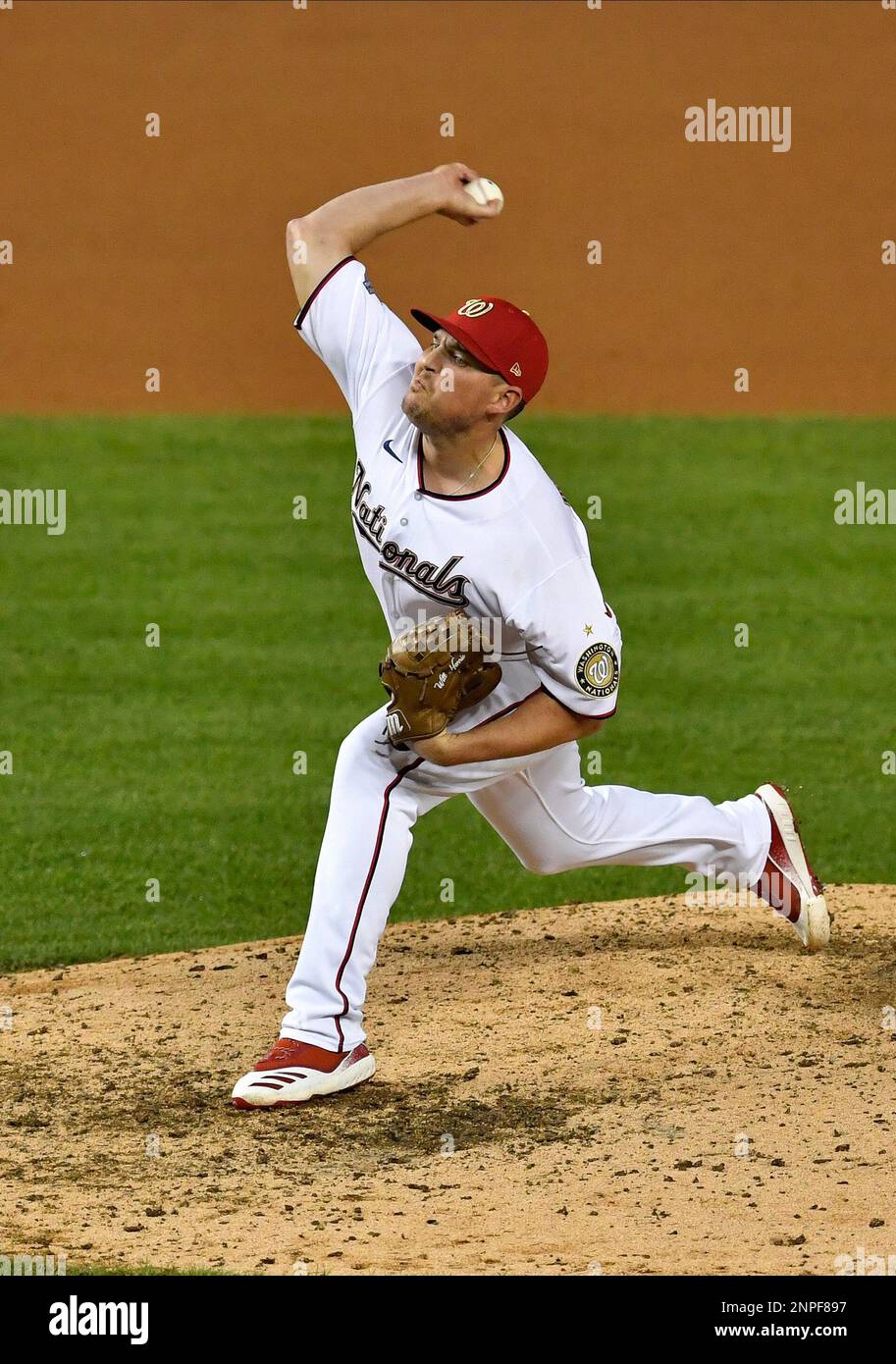 WASHINGTON, DC - SEPTEMBER 24: Washington Nationals pitcher Will Harris ...
