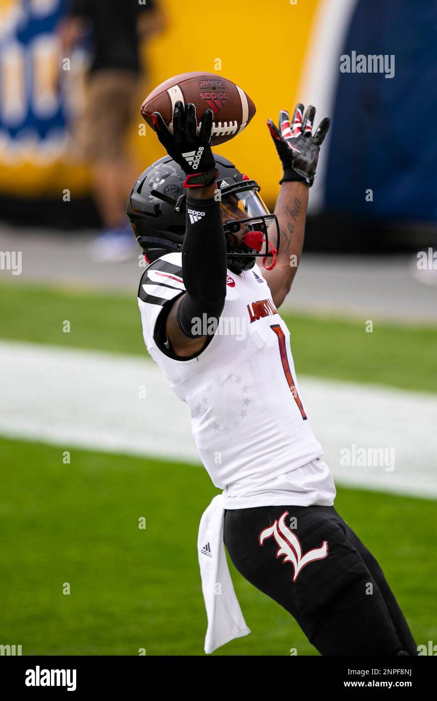 PITTSBURGH, PA - SEPTEMBER 26: Louisville Cardinals wide receiver Tutu ...