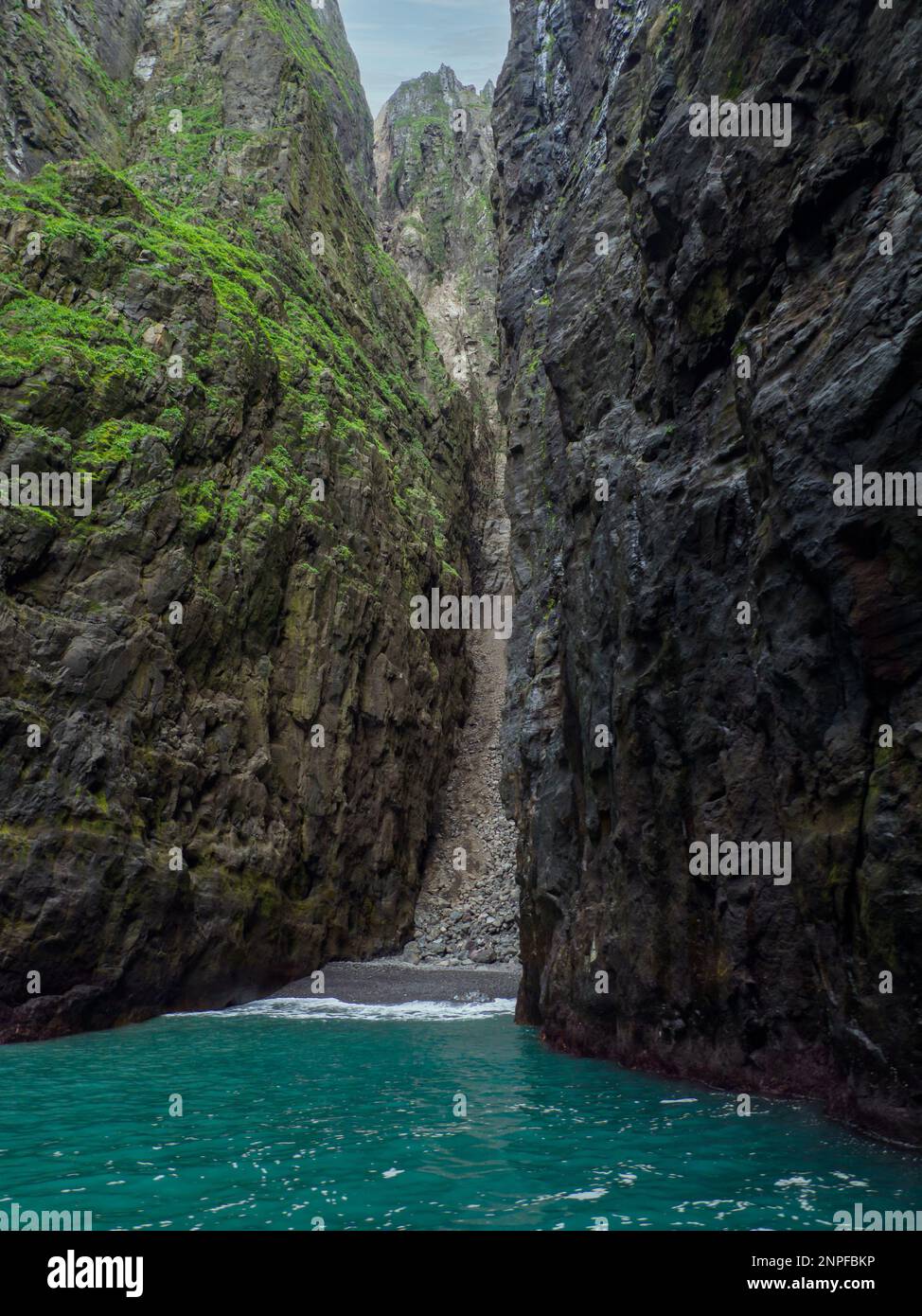 Vestmanna Sea Cliffs - view from teh boat. Streymoy. Faroe Islands ...