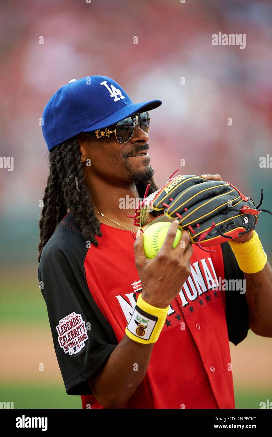 Rapper Snoop Dogg before the All-Star Legends and Celebrity Softball ...