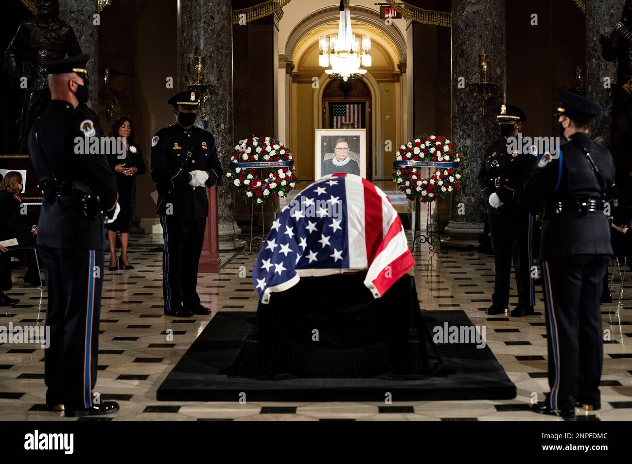 The flag-draped casket of Justice Ruth Bader Ginsburg lies in state in ...