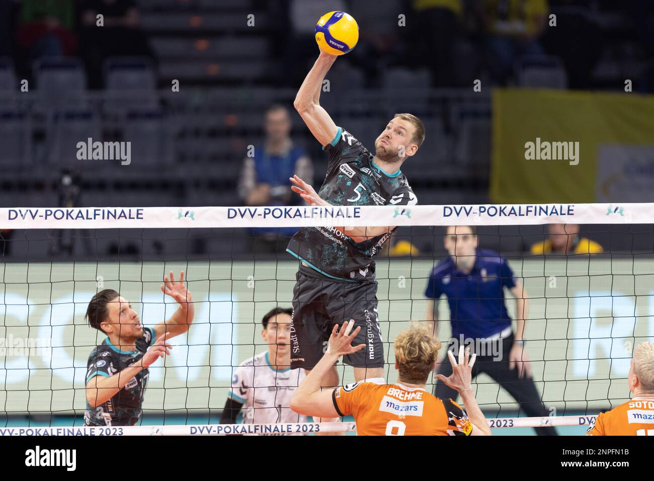 Mannheim, Germany. 26th Feb, 2023. Volleyball, men: DVV Cup, SWD ...