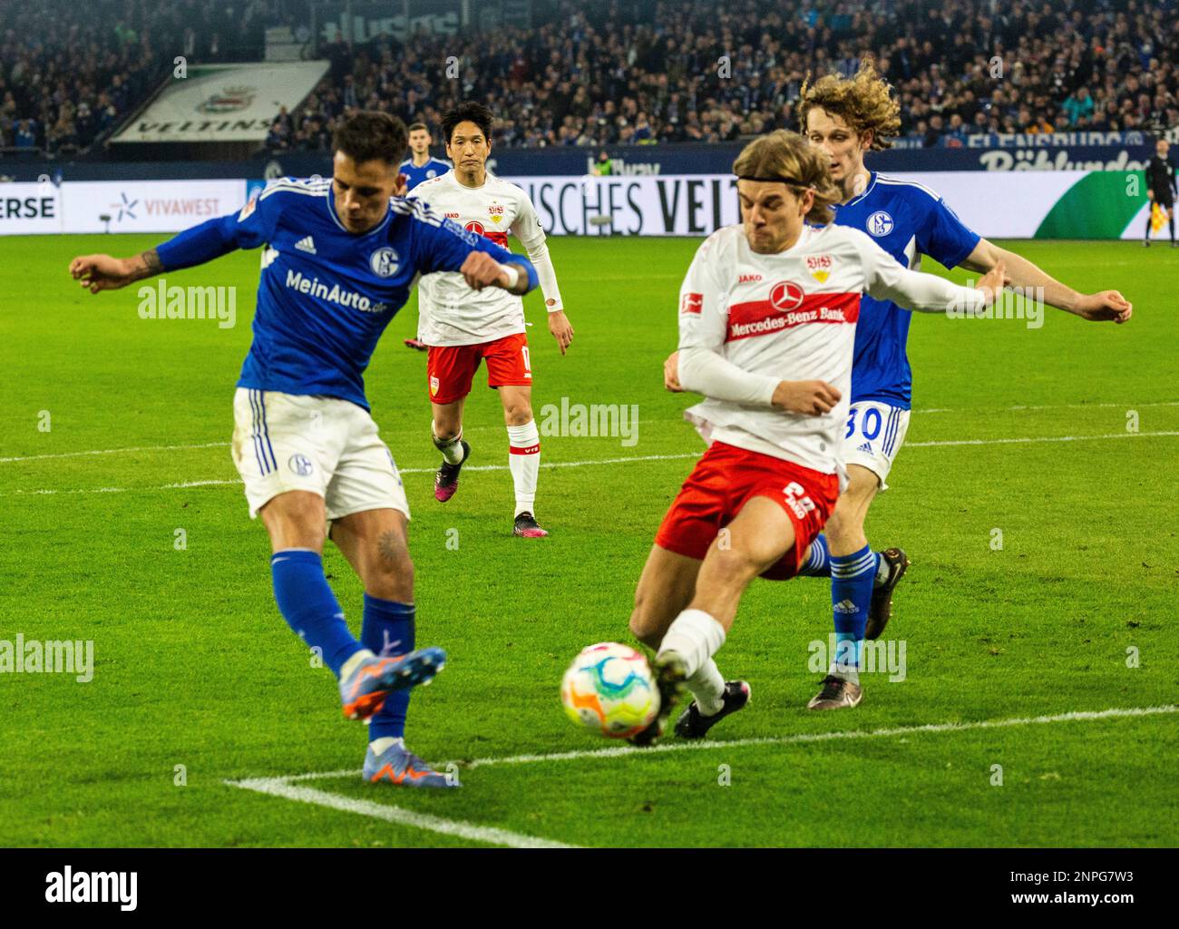 sports, football, Bundesliga, 2022/2023, FC Schalke 04 vs. VfB Stuttgart 2-1, Veltins Arena ...