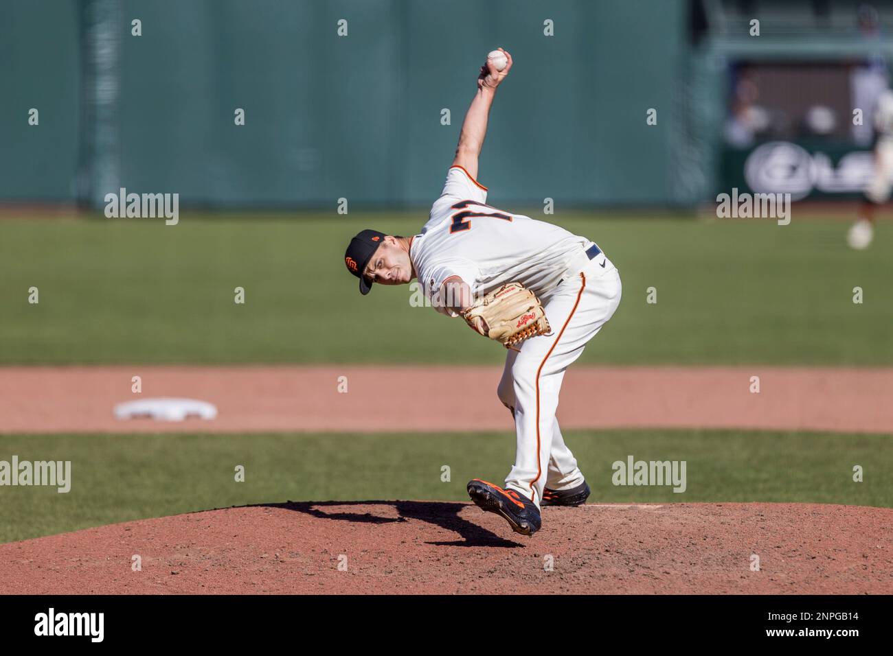 SAN FRANCISCO, CA - SEPTEMBER 17: San Francisco Giants relief pitcher Tyler Rogers (71) throws a ...
