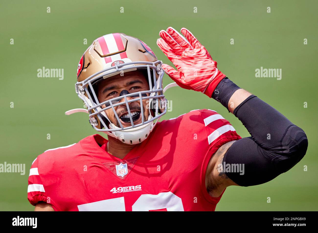 SAN FRANCISCO, CA - SEPTEMBER 13: San Francisco 49ers outside ...