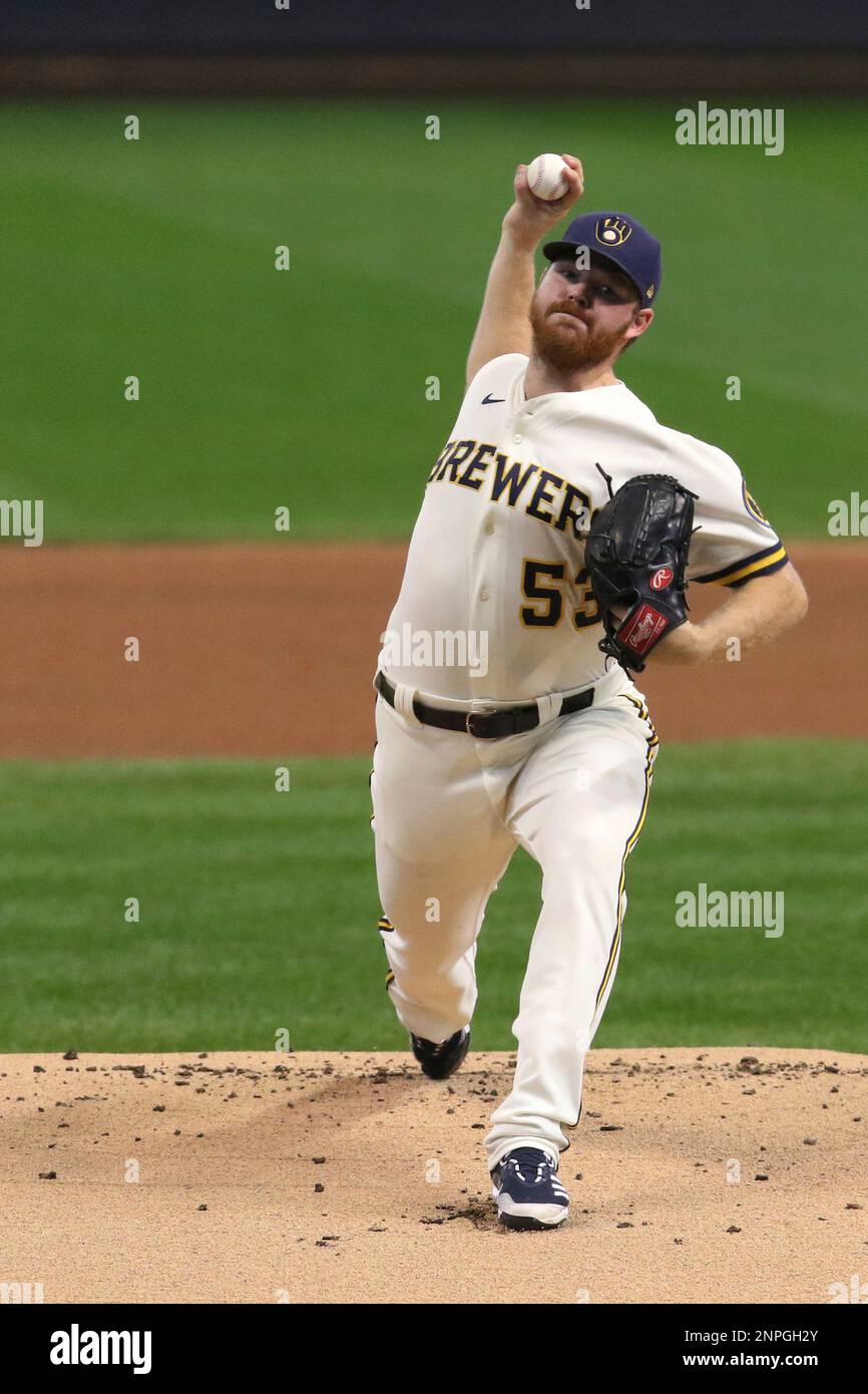 MILWAUKEE, WI - SEPTEMBER 16: Milwaukee Brewers starting pitcher ...