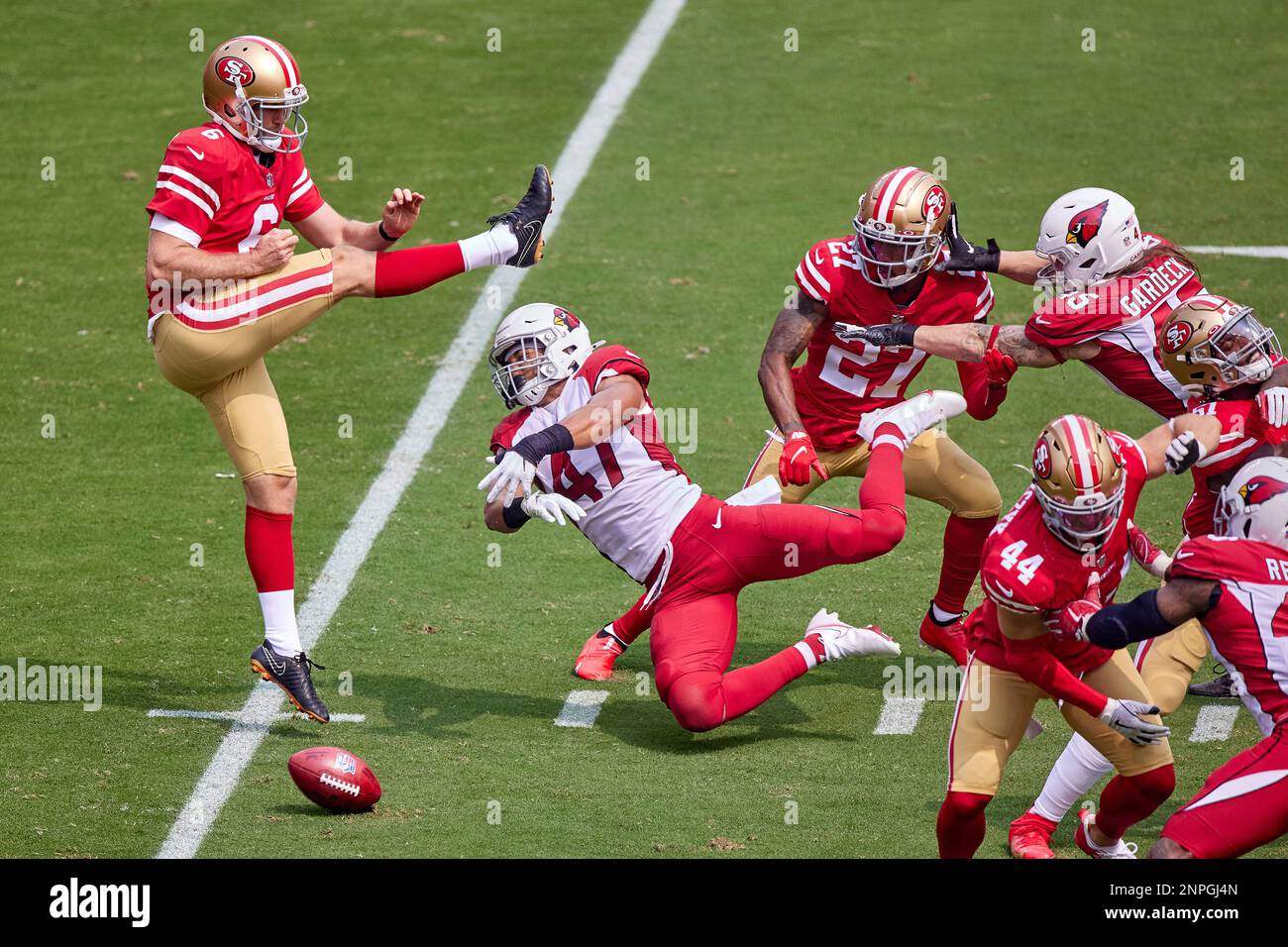 SAN FRANCISCO, CA - SEPTEMBER 13: Arizona Cardinals linebacker Zeke ...