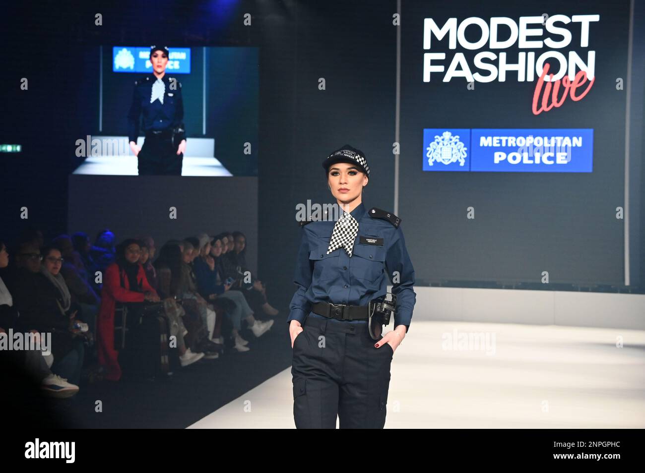 Metropolitan police recruitment showcases hi-res stock photography and ...