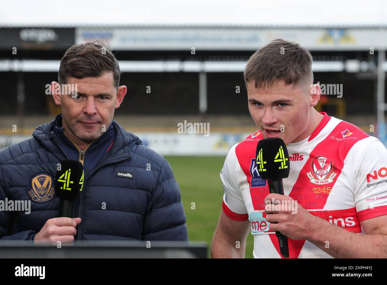 Paul wellens smiling hi-res stock photography and images - Alamy