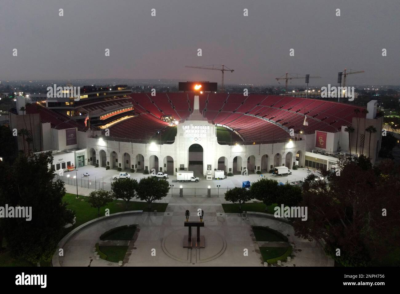 A general view of the Olympic torch and the Los Angeles Memorial ...