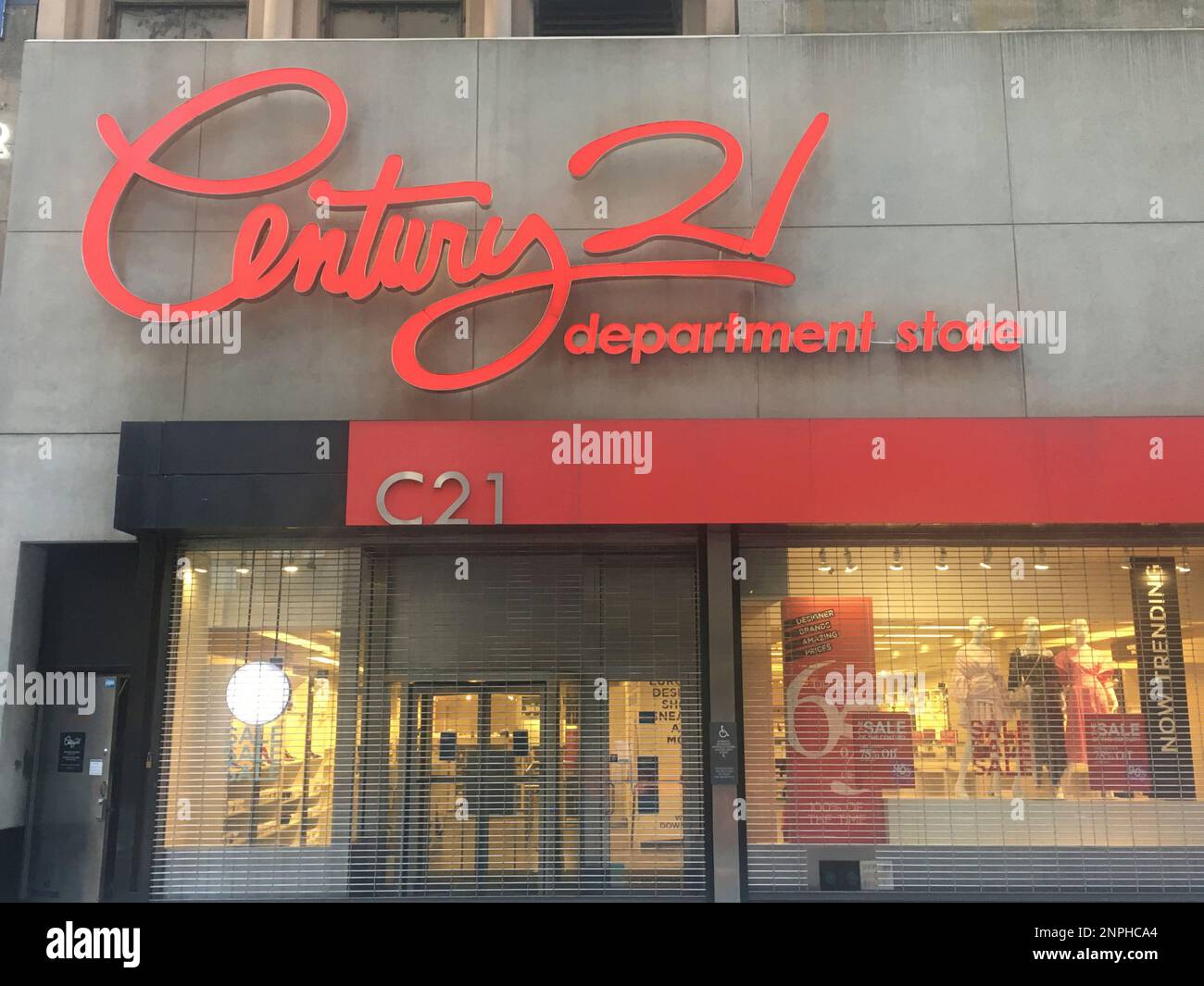 Photo by: STRF/STAR MAX/IPx 2020 9/10/20 Century 21 Department Stores ...