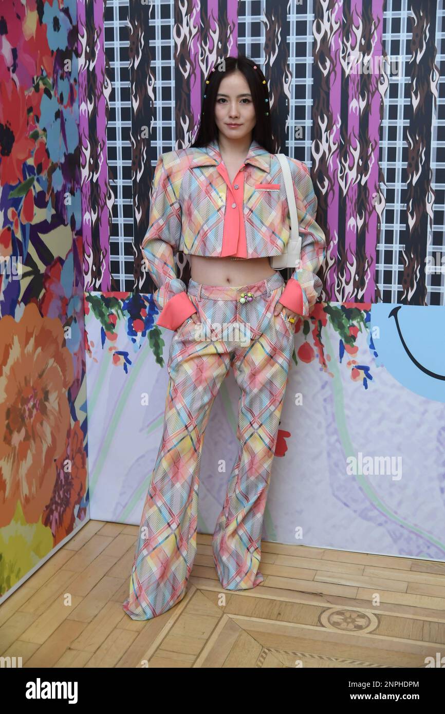 Niky Min Milan Fashion Week Women Fall/Winter 23-24 Shuting Qiu Fashion ...