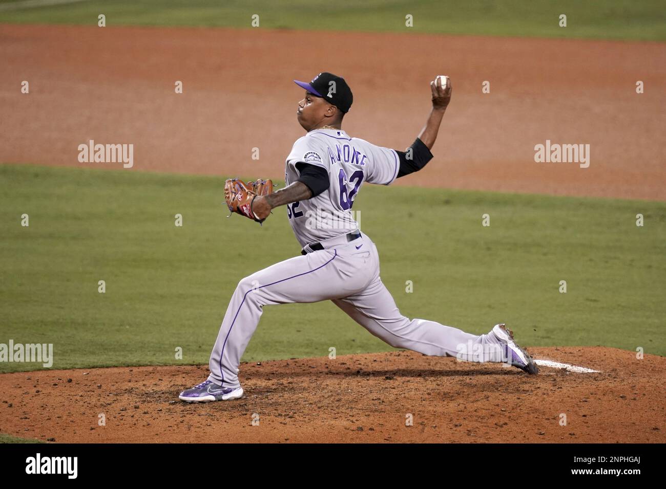 Colorado Rockies relief pitcher Yency Almonte (62) delivers a pitch ...
