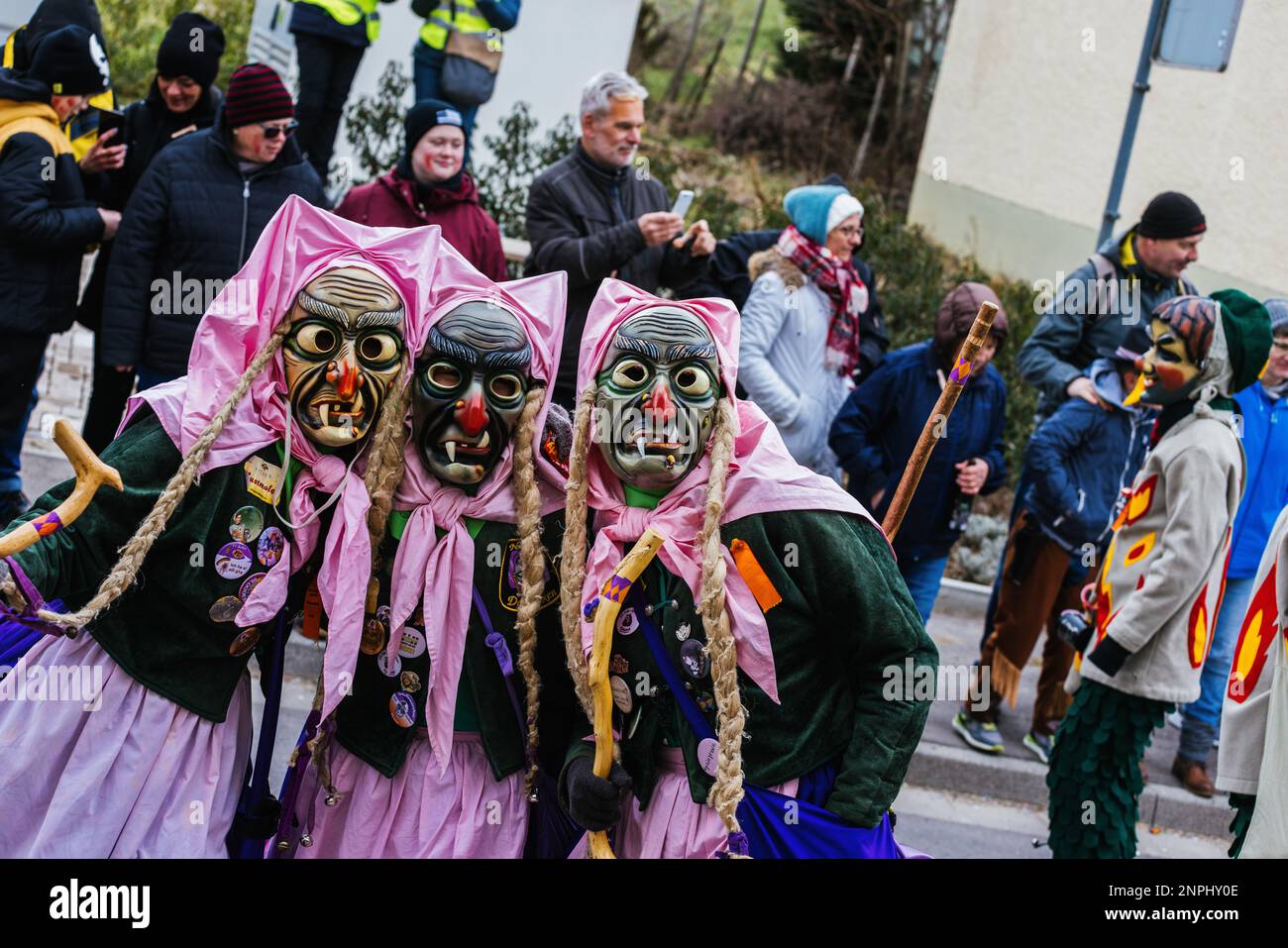 Sulzburg, Germany. 26th Feb, 2023. Members of the "Narrenzunft Hausen ...