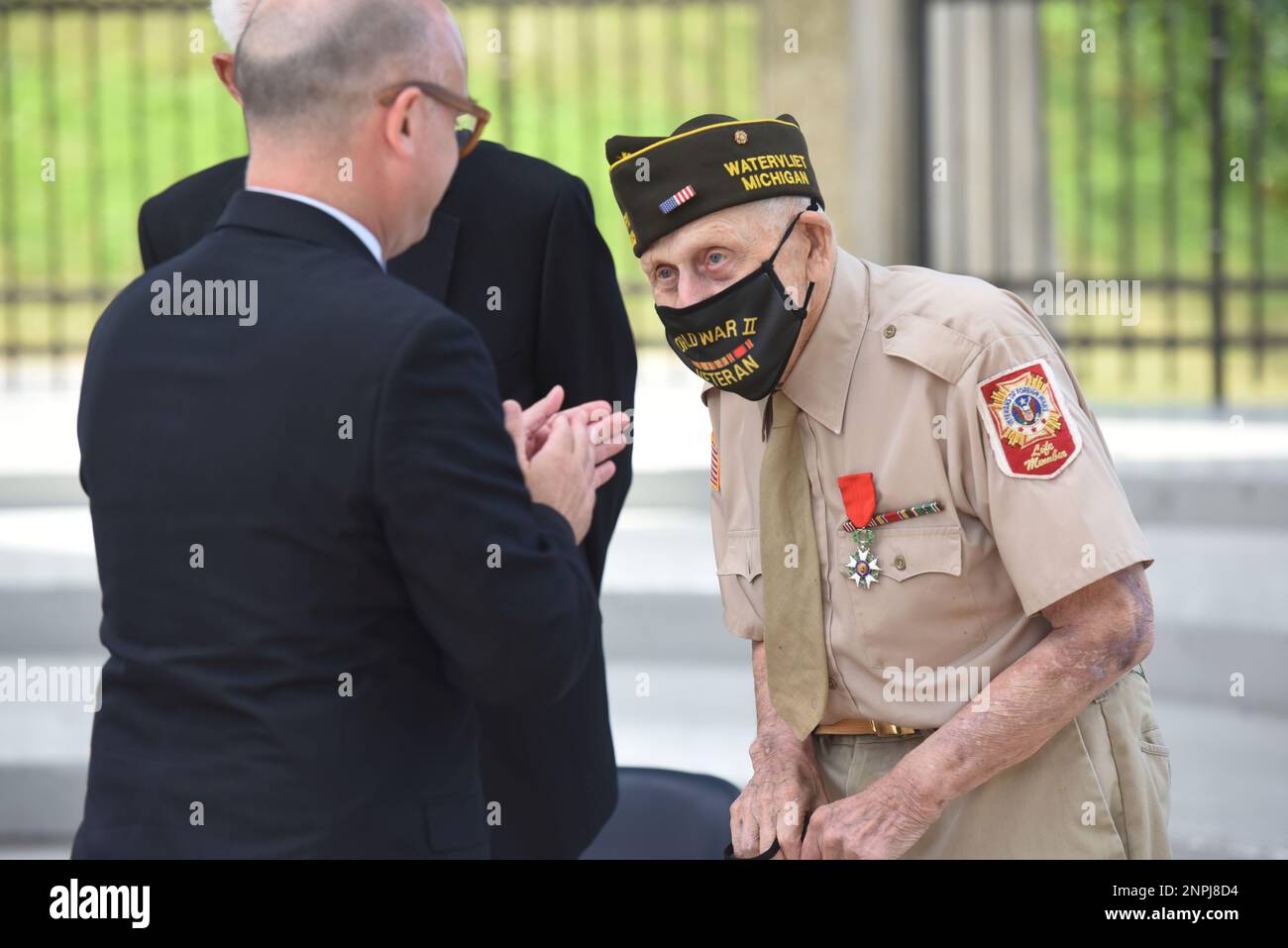 Guillaume Lacroix, Consul General of France in Chicago, presents World ...