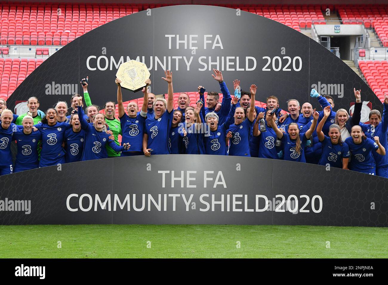 Chelsea players celebrate with the trophy after winning the English FA ...