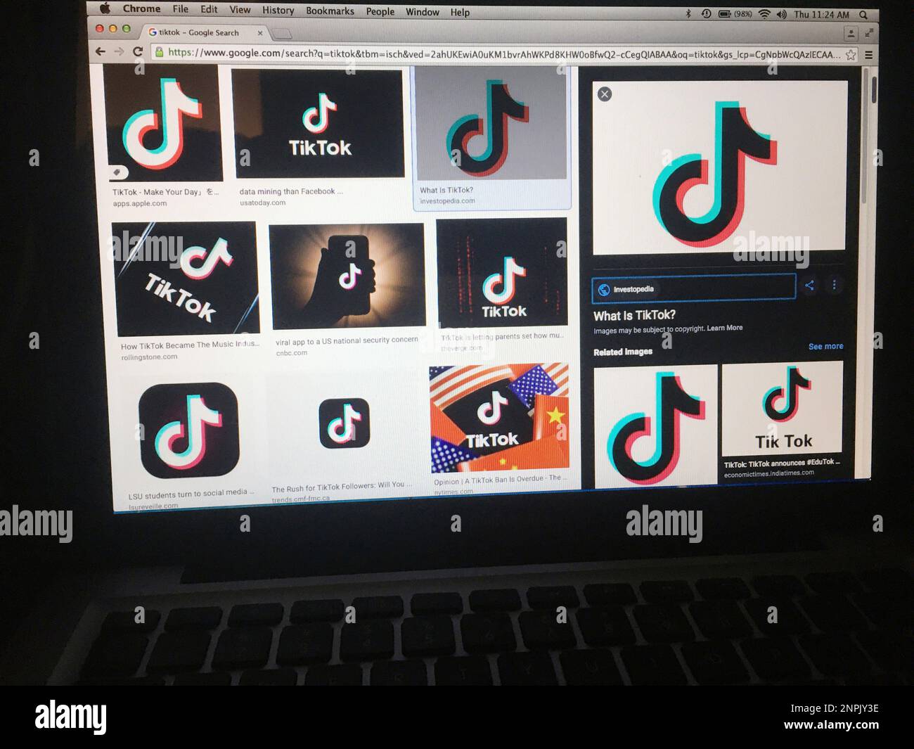 Photo by: STRF/STAR MAX/IPx 2020 8/27/20 Tik Tok nears $20 Billion Deal ...