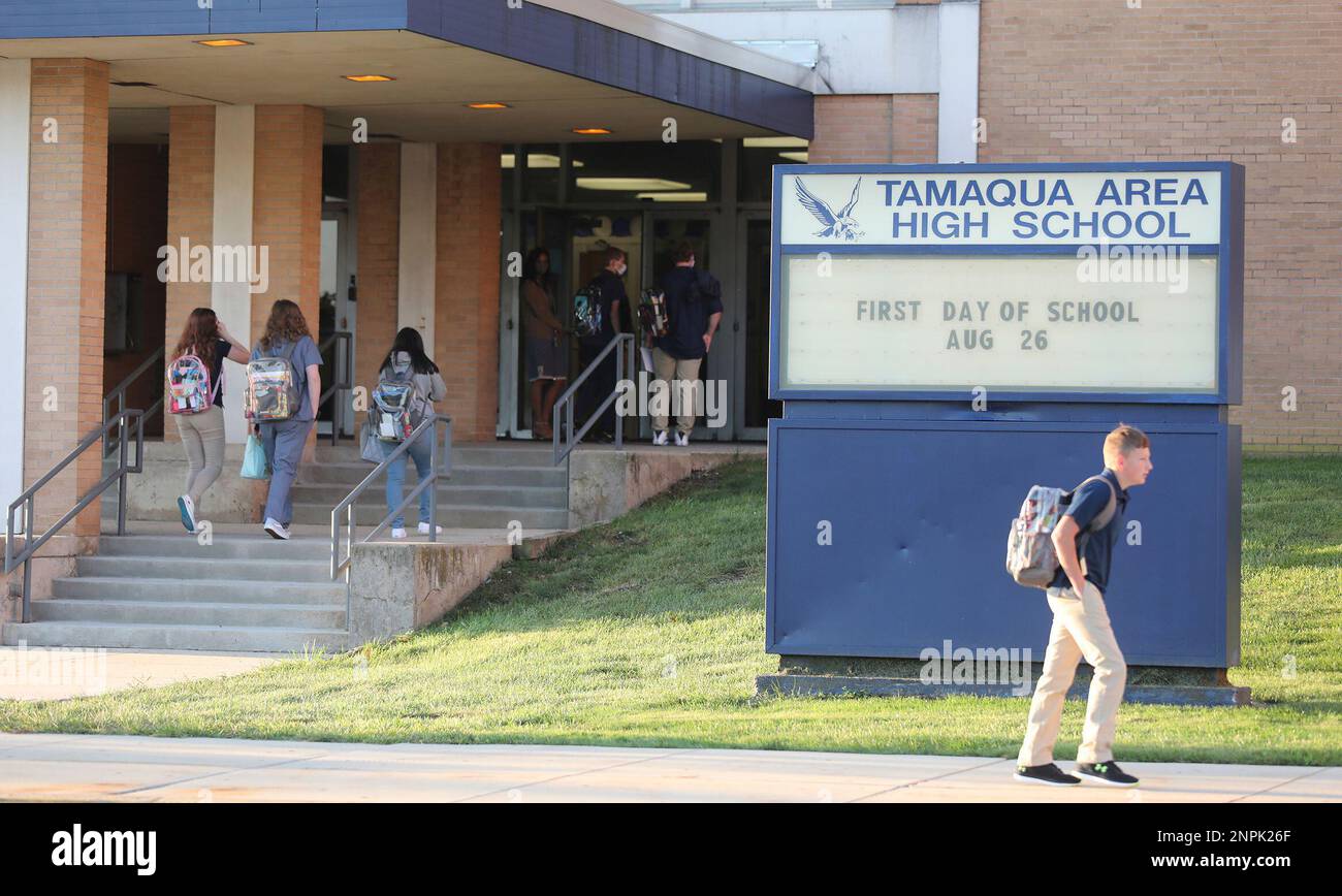 Students enter Tamaqua High School on the first day of the school year ...