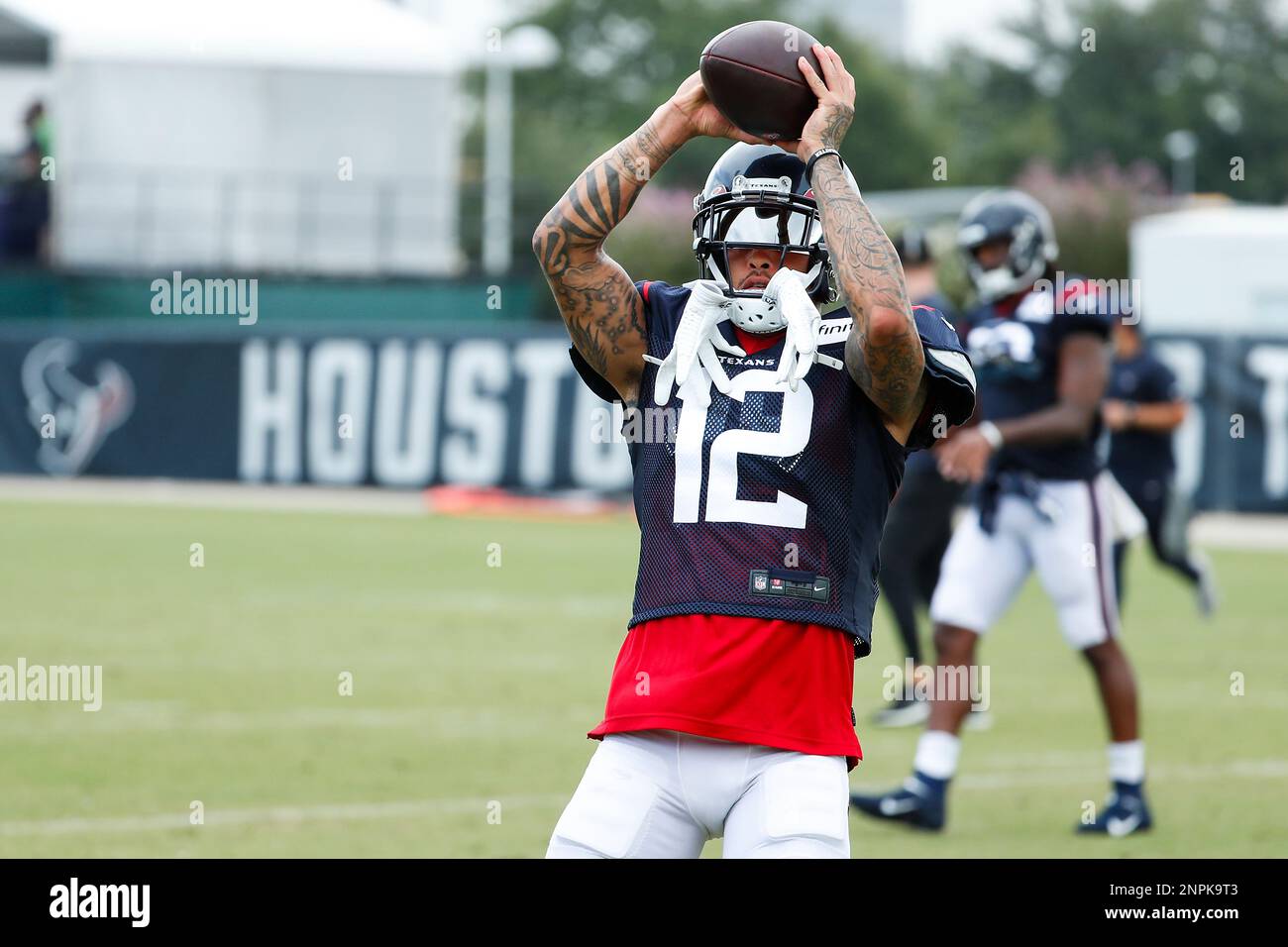 Houston Texans wide receiver Kenny Stills makes a catch during an NFL ...