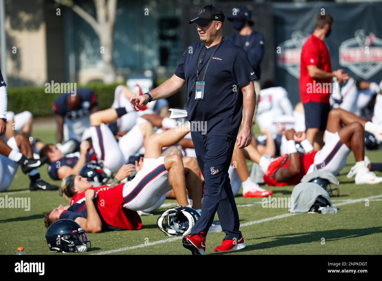 Houston Texans head coach Bill O'Brien walks across the field as he ...