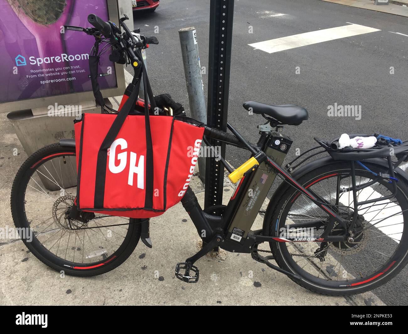 Photo by: STRF/STAR MAX/IPx 2020 8/23/20 A Grubhub delivery bicycle is ...
