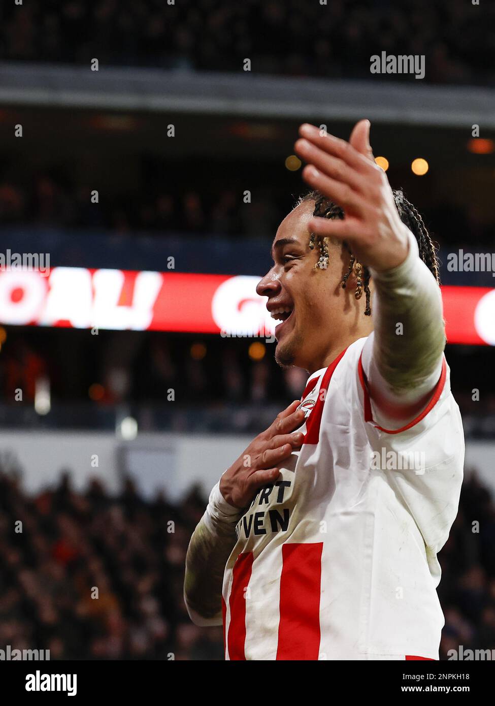 EINDHOVEN - Xavi Simons of PSV Eindhoven celebrates the 3-1 during the ...