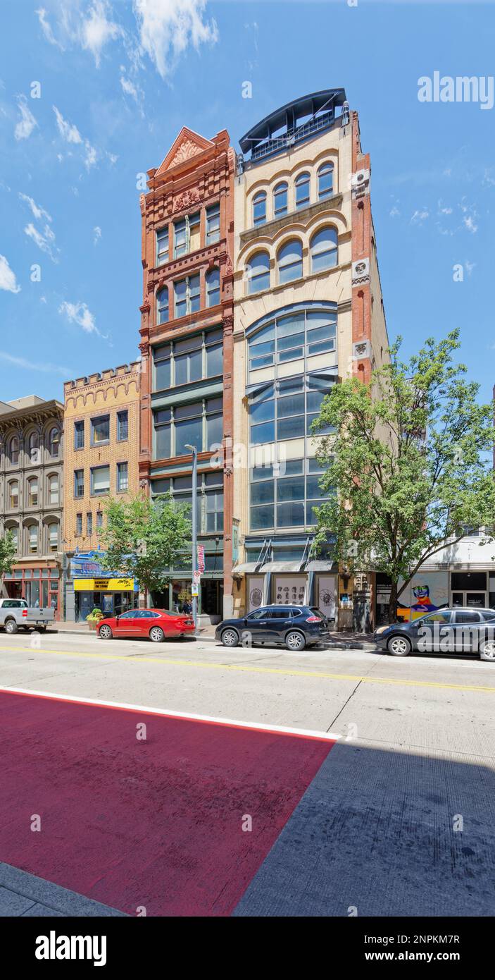 Liberty ave hi-res stock photography and images - Alamy