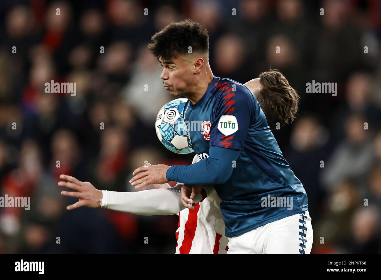EINDHOVEN - (LR) Mees Hilgers of FC Twente, Luuk de Jong of PSV ...