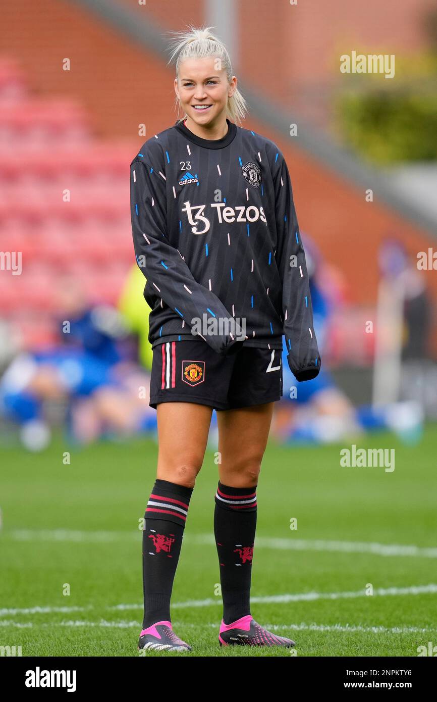 Alessia Russo #23 of Manchester United warms up before the Vitality ...