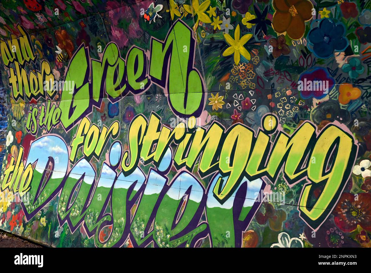 Colinton tunnel Scotland's biggest mural Stock Photo - Alamy