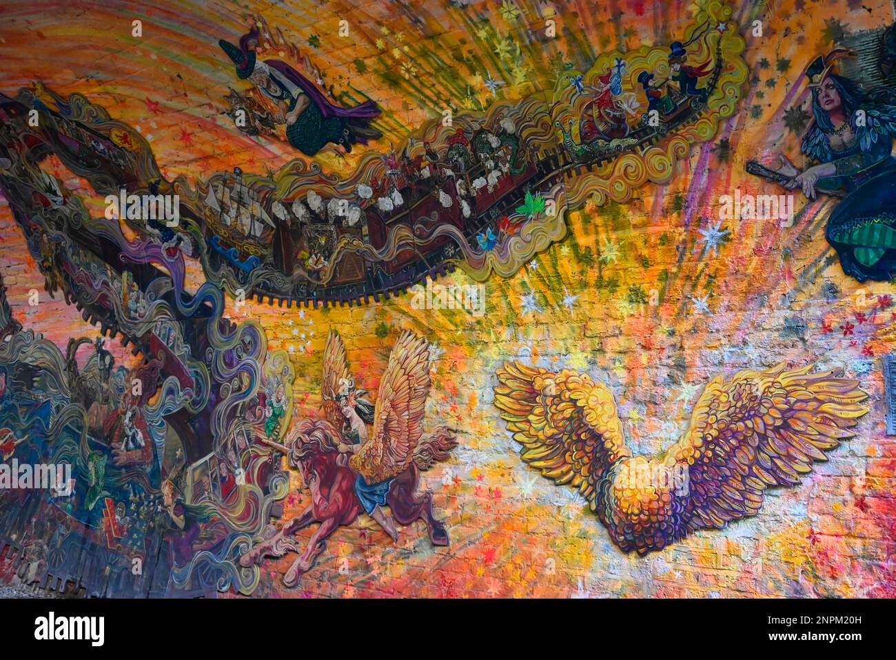 Colinton tunnel Scotland's biggest mural Stock Photo - Alamy