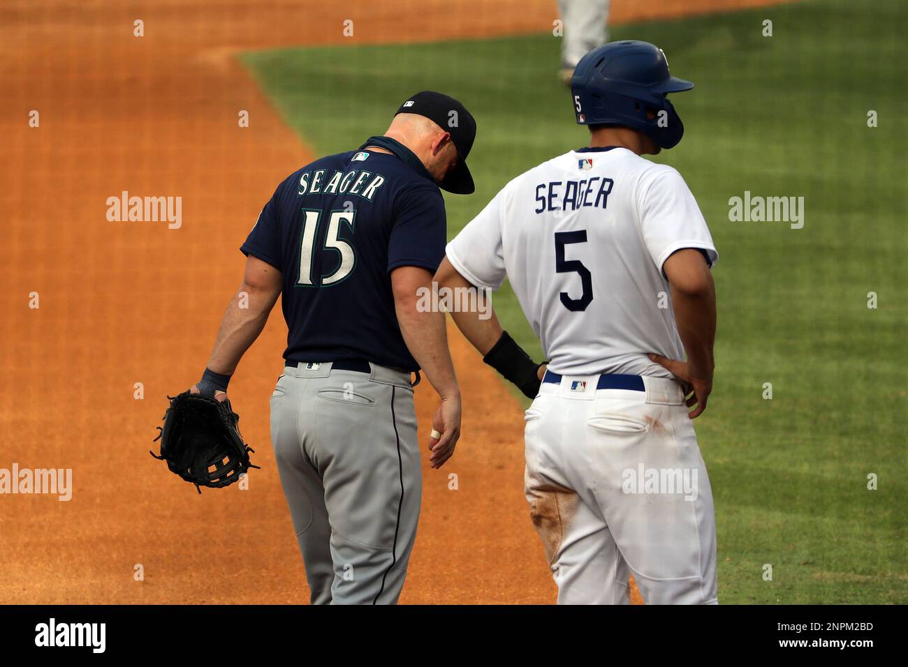 LOS ANGELES, CA - AUGUST 18: Seattle Mariners third baseman Kyle Seager ...
