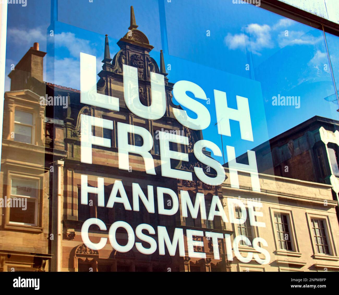 lush cosmetics shop window glasgow reflection 78 Buchanan St, Glasgow ...