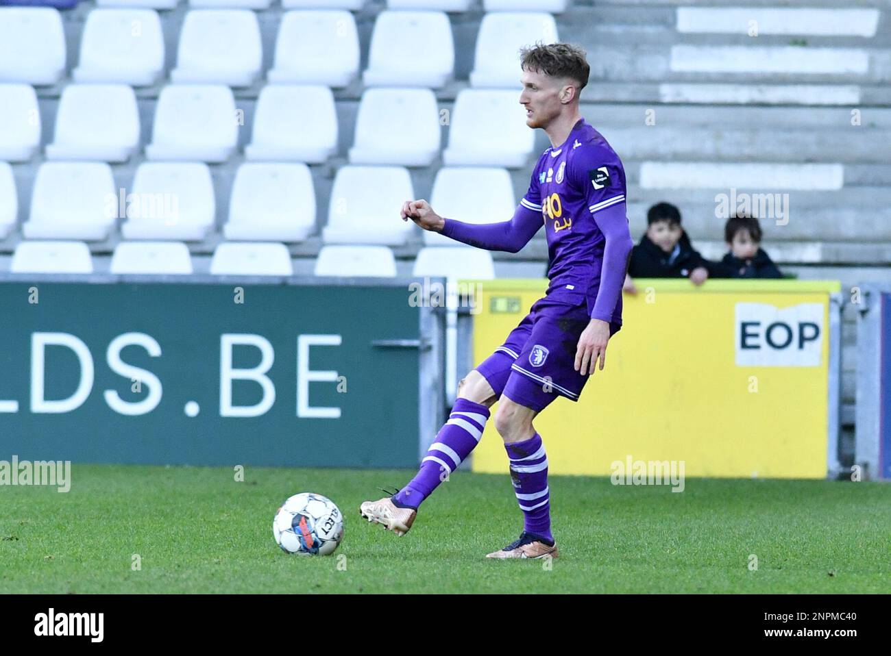 Beerschot's Leo Seydoux pictured in action during a soccer match ...