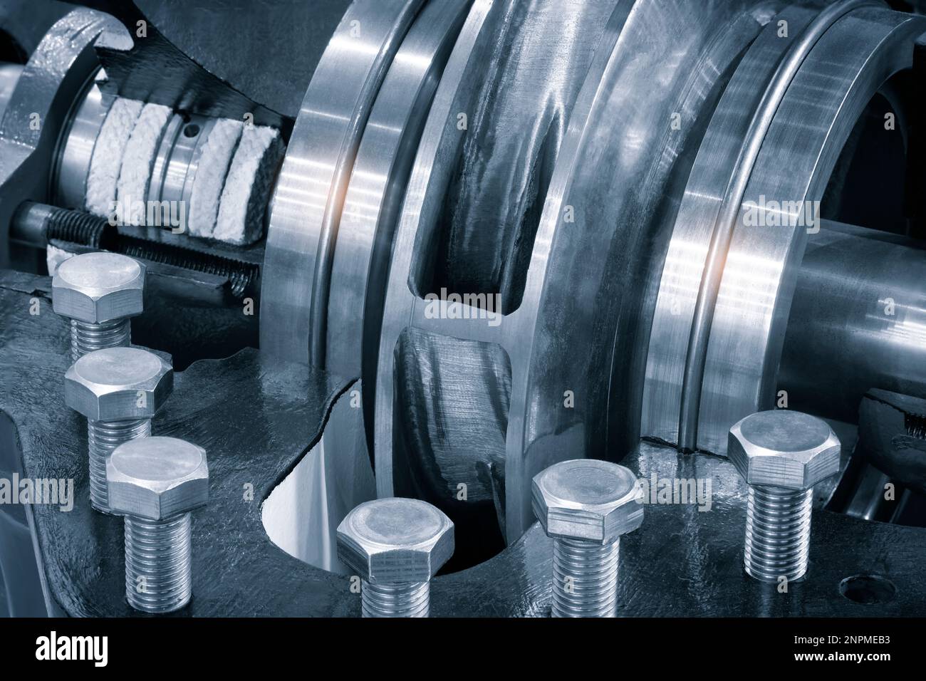 High pressure pump for pumping of water, fuel, oil and oil products ...