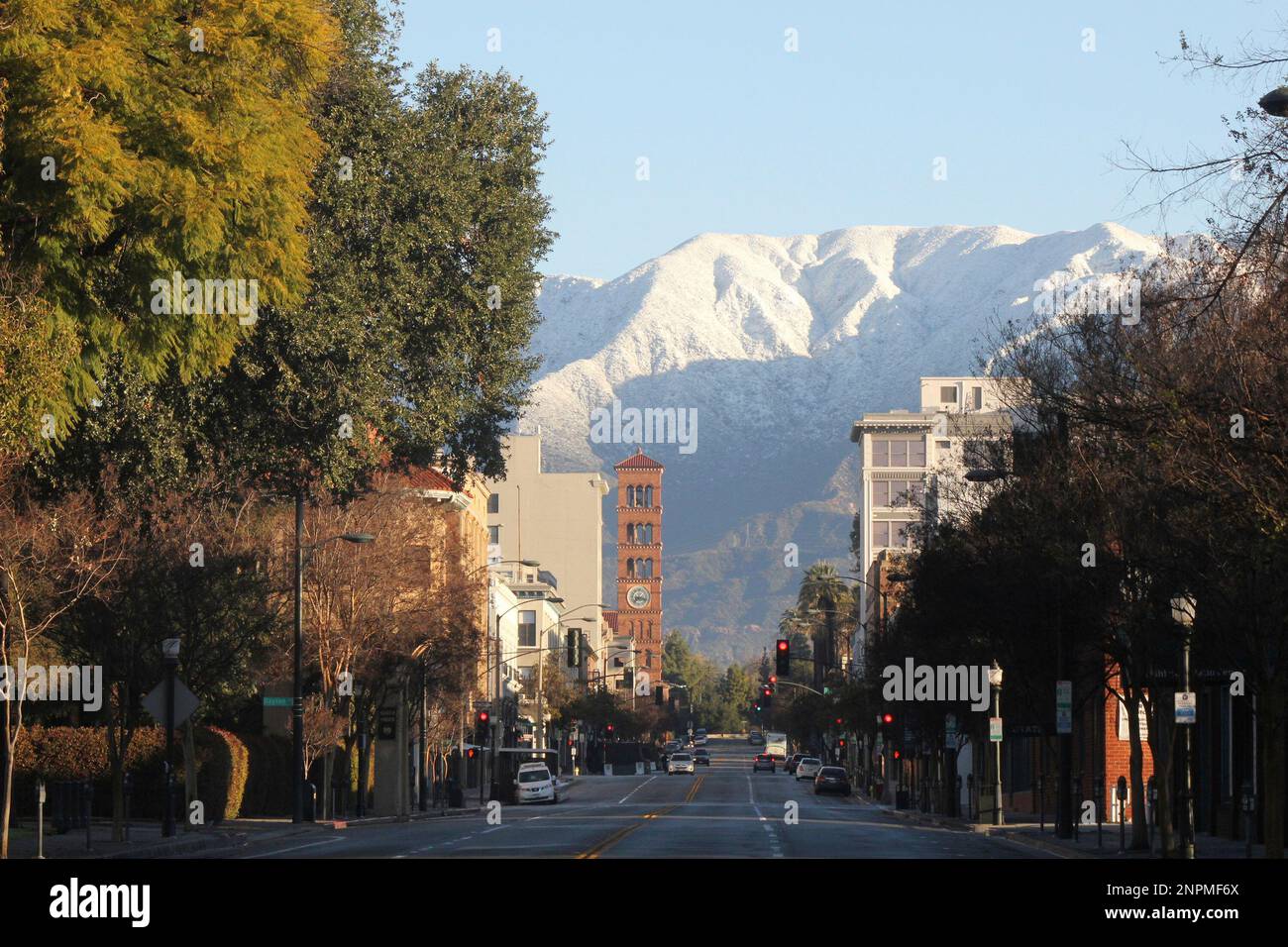 Snow glistens on mountain peaks above Pasadena, Calif., on Sunday, Feb ...