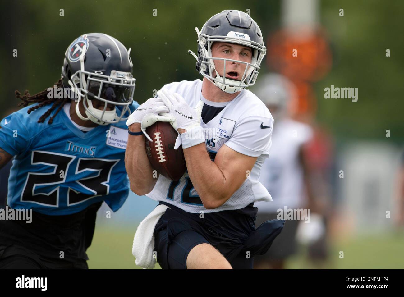Tennessee Titans wide receiver Mason Kinsey, right, and cornerback Tye ...