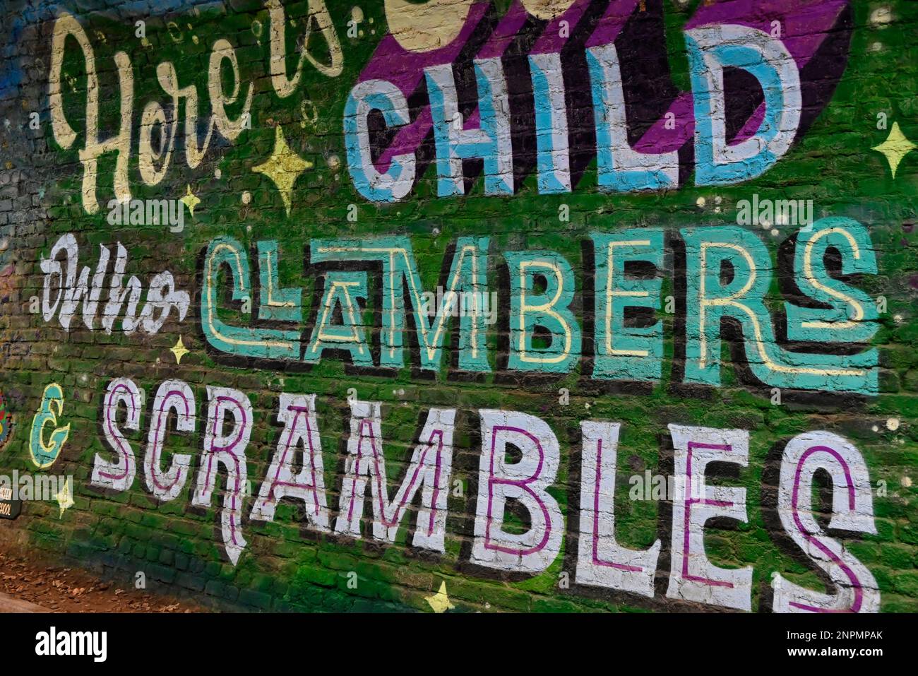 Colinton tunnel Scotland's biggest mural Stock Photo - Alamy