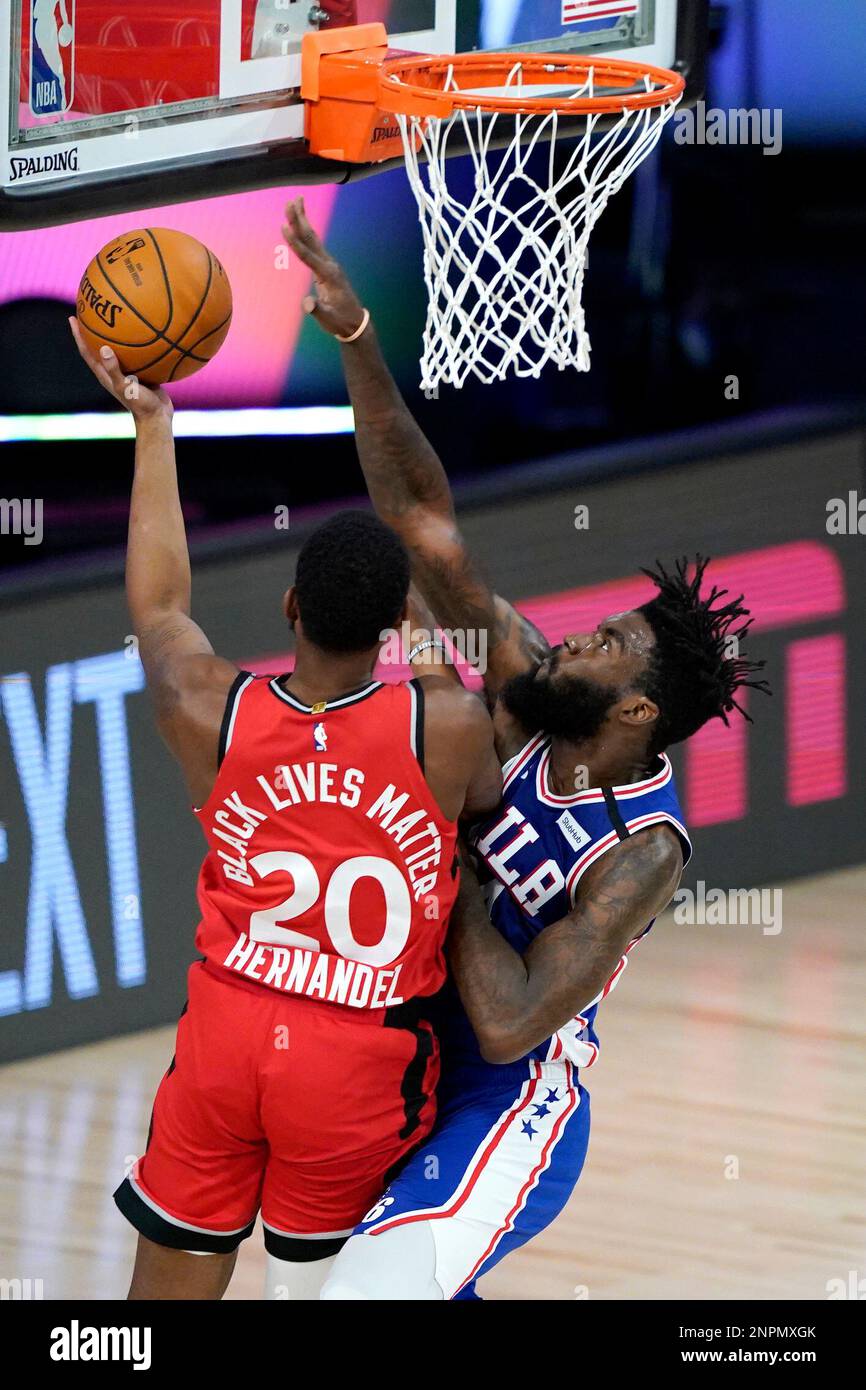 Toronto Raptors' Dewan Hernandez (20) goes up for a basket against ...