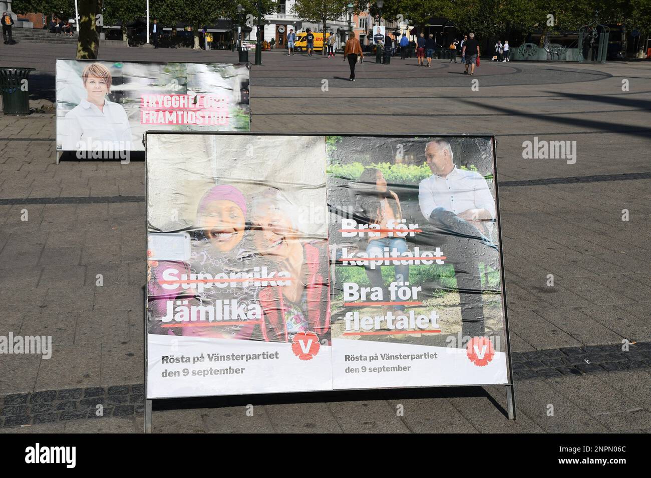 Vestre party poster hi-res stock photography and images - Alamy